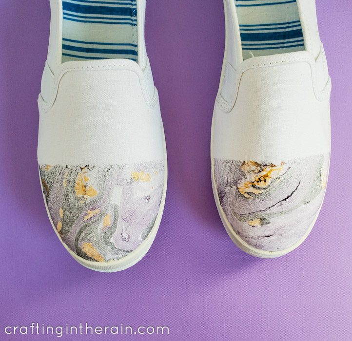 Marabu Easy Marble Shoes - Crafting in the Rain